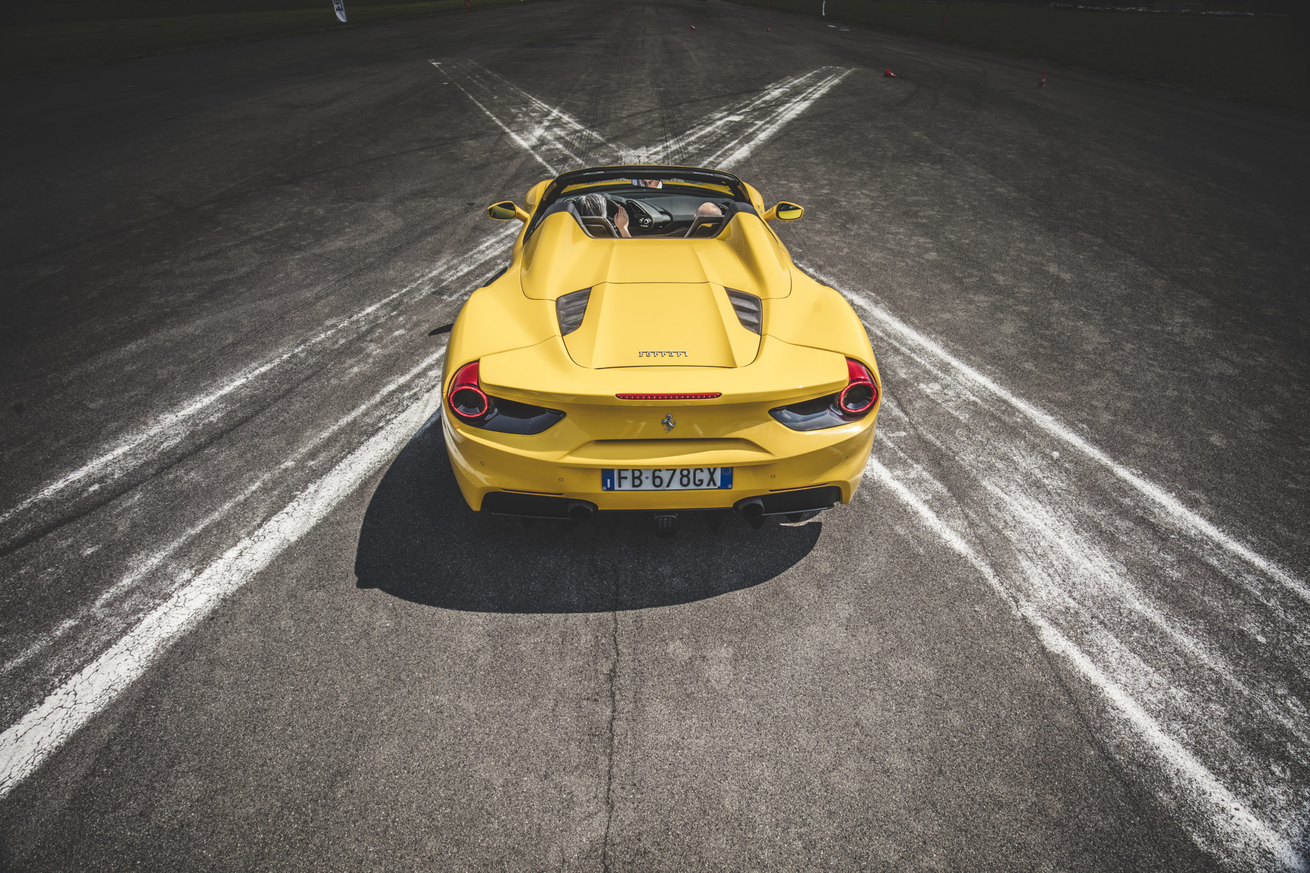 Iconic Brands : Ferrari – La passion et l’innovation sans limites ...